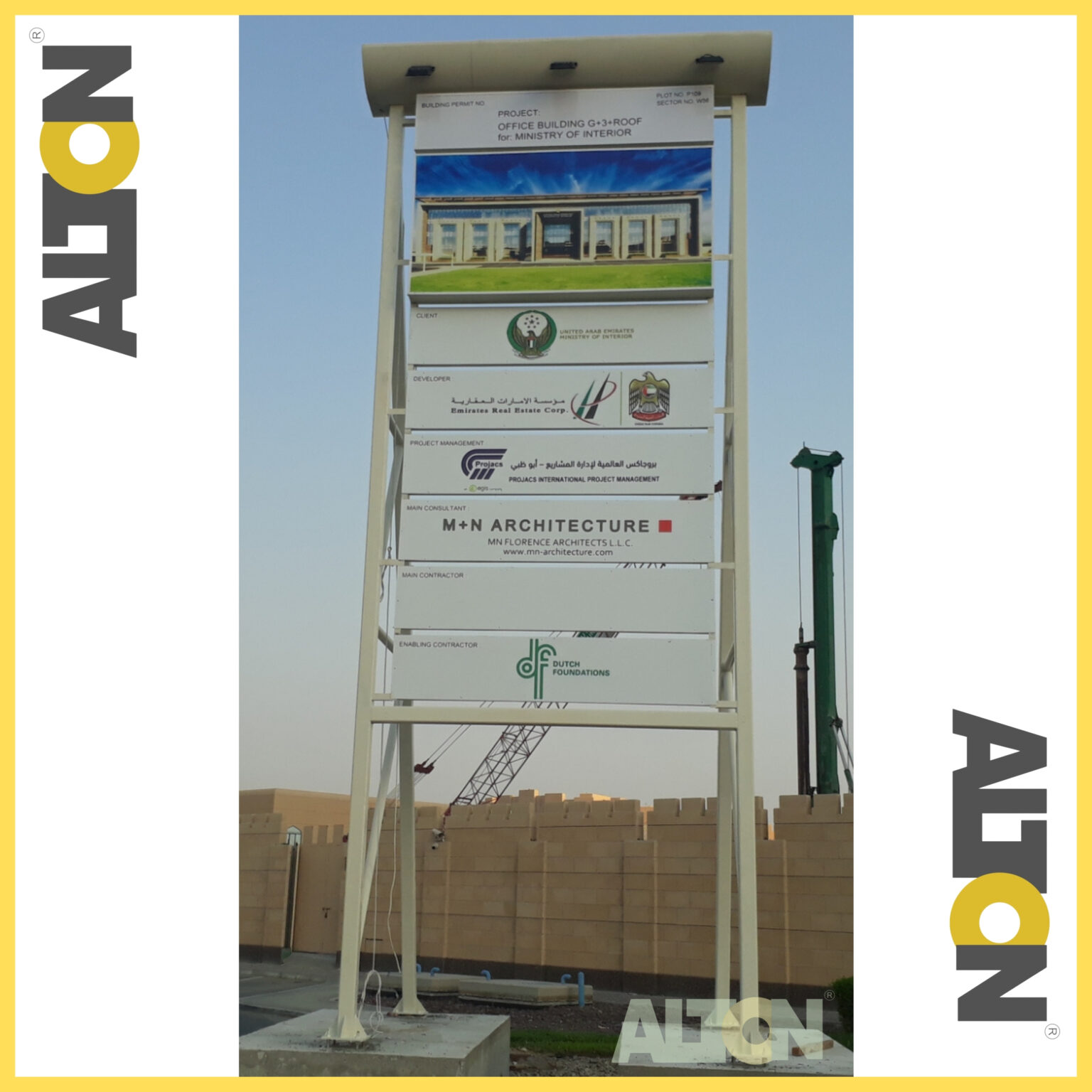 CONSTRUCTION SIGNAGE / SIGN BOARD - Alton Fencing